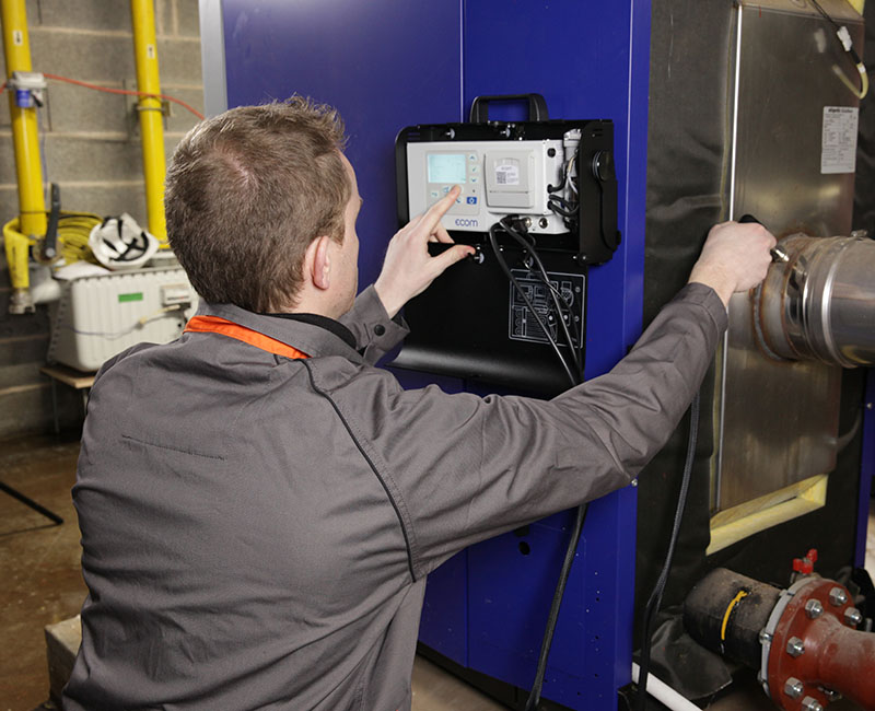 Analyseur de combustion ECOM | Analyseurs de combustion pour un monde qui se contrôle